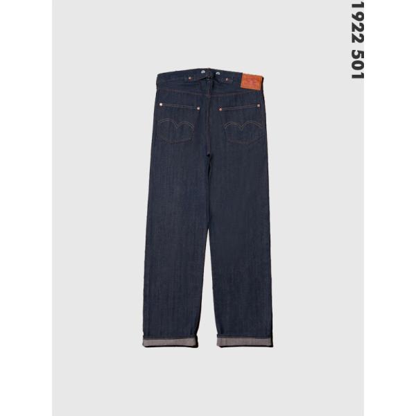 LEVI'S VINTAGE CLOTHING 1922Model 501 JEANS NEW RINSEリーバイス ヴィンテージクロージング 1922モデル 501 ジーンズ ニューリンス第一次世界大戦後間もなく、男性がズボンにベルトを着...