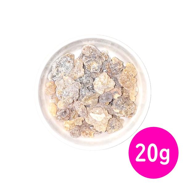 サイズ：20ｇ(１袋）原産地：アメリカ原材料：ボスウェリア・セラタ（学名：Boswellia Serrata）の茎と幹から採取した乾燥樹脂原産国：日本製（鹿鳴・当店）妊娠中・生理中の使用はお控え下さい。原材料はハーブになります。アレルギーに...