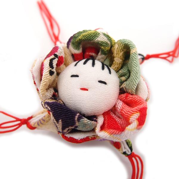 京都つるし飾り ちりめん細工  可愛らしい和飾り 小物 新品 いづめこ 単品 プレゼントにも お揃いにも 吊るし雛 つるし雛 縮緬 パーツ 小さい ひな祭り 雛祭り 人形 おしゃれ 和雑貨 つるし飾り x920◆素材化繊 ちりめん◆寸法高さ...