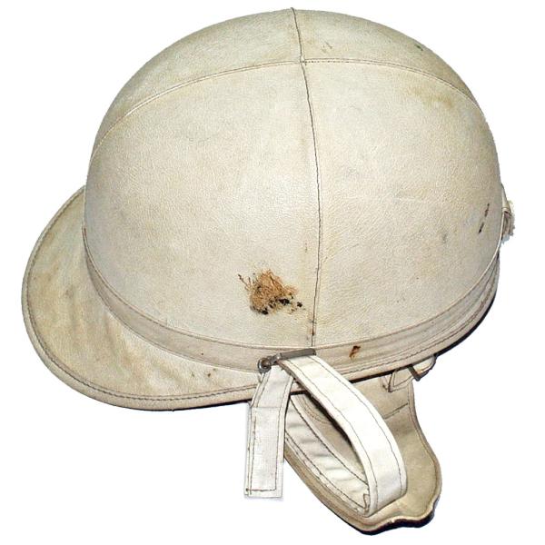 英国「LEWIS LEATHERS（ルイスレザー）」AVIAKITの Vintage Motorcycle Crash Helmet・ヴィンテージ ヘルメットです。非常に希少なイギリス製 当時物です。雰囲気も良いのでディスプレイや資料、コレ...