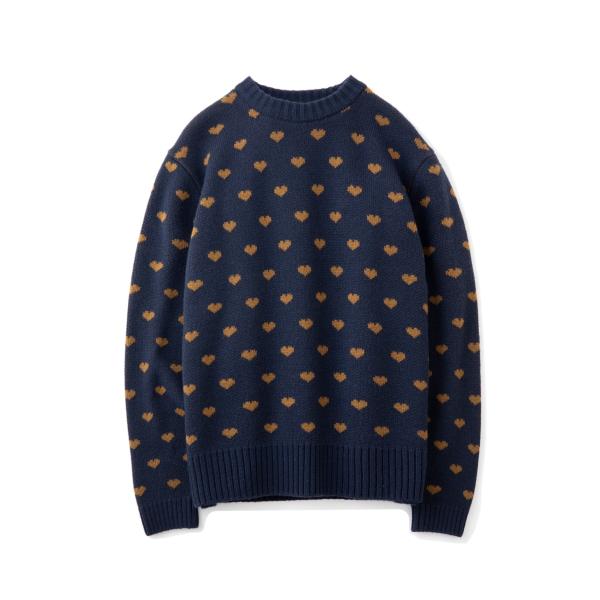 DRESS HIPPYよりHEART CREW KNITがリリース。ハート柄のセーターになります。首元までしっかり締まったクルーネック。袖、裾に施されたしっかりとしたクラシックなリブ。WOOL 70%、ACRYLIC 30%の肉厚で保温性の...