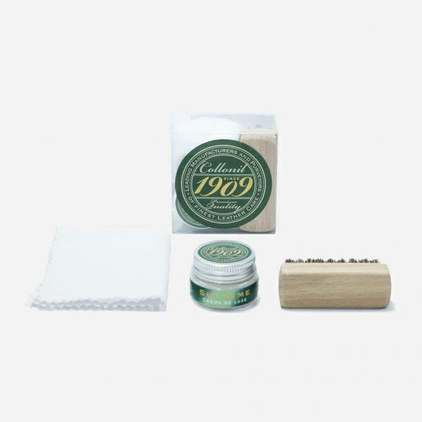 コロニルを代表する人気商品1909シュプリームクリームデラックスのミニサイズをはじめ、初めての方でも簡単に革のお手入れができる、厳選したアイテムを揃えました。出張や旅行にも便利なコンパクトサイズなので、いつでもどこでも手軽にレザーケアできま...