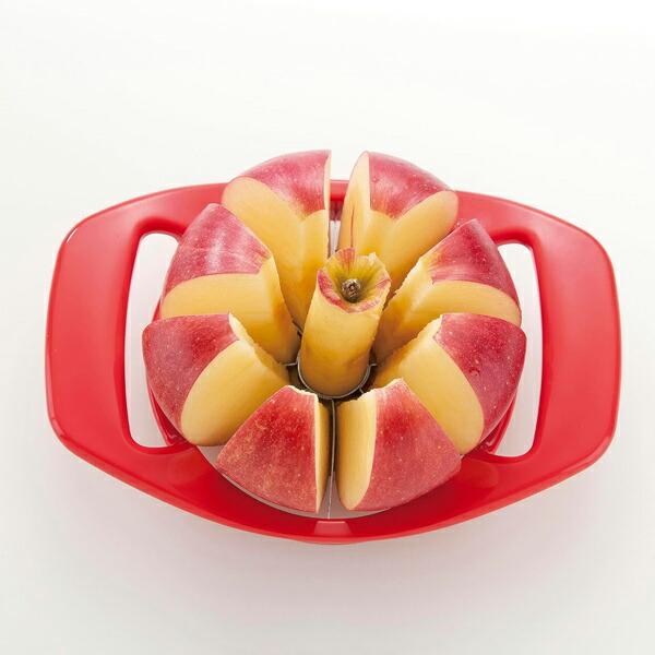 リンゴを一気に8等分にできるアップルカッターです。【材質】刃部：ステンレススチール、本体：ABS樹脂（耐熱温度80℃）【サイズ詳細】178×120×40mm、重量：110ｇ【生産国】中国【広告文責】株式会社ルーマニア/03-5876-8031