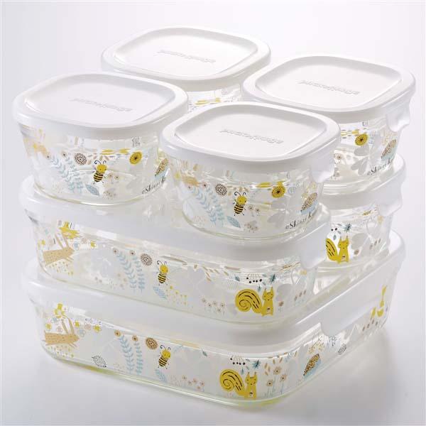 定番のロングセラー「パック＆レンジ」。発売開始から30年以上、多くの方に選ばれています。保存容器であり、テーブルを彩る器にもなり、調理道具にもなる、1つで3役こなすキッチン容器の優れもの。「今のわたしに一番しっくりしています」■冷蔵庫スッキ...