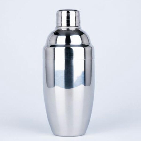 【商品名】青芳  CASUAL PRODUCT  NEWスタンダード カクテルシェーカー 530ml 020049【本体サイズ】φ84×H196mm【容量】530ml【素材】18-8ステンレス【備考】※モニターの発色具合により、実物と色が異...