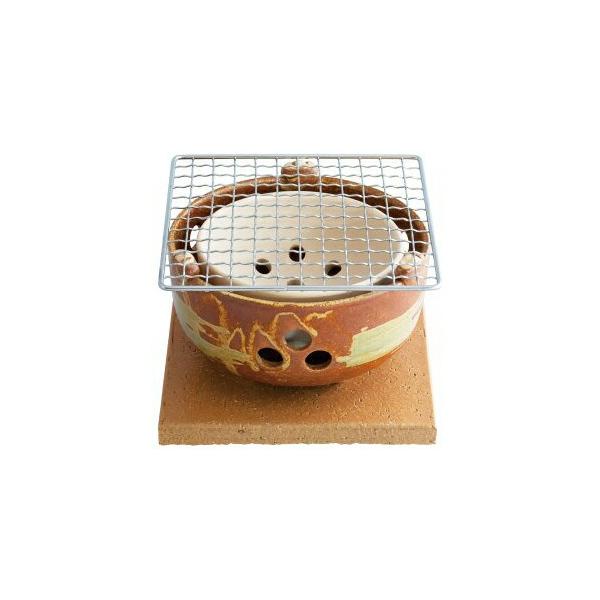 ■下部に水を張り炭をいれて使用します。■水蒸気が炭の火力を強化させます。■水蒸気により燃焼時間を永く保ちます。■陶敷板付／金網付 【サイズ】径14.5×高さ8.5cm【重さ】0.6kg