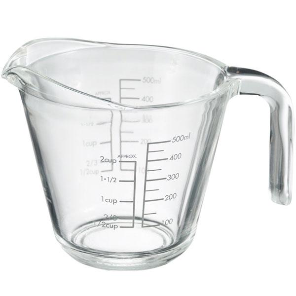 計量カップを使うときの目線を考え、上からのぞいたときに見やすくはっきり見えるメモリをつけました。液体だけでなく「さとう」「こむぎこ」のメモリも付いています。耐熱ガラス製なので、湯せんや電子レンジなど温めながらの調理にも安心して使えます。【サ...