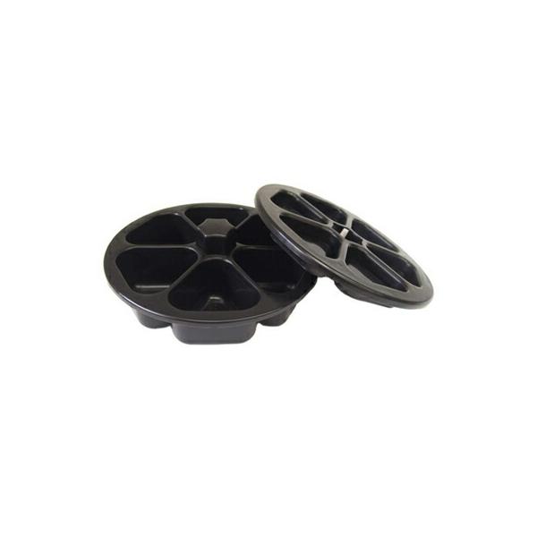 一度に1〜6個のおにぎりが作れます。●本体にご飯を入れてギュッと押すだけで、 誰でも簡単にきれいな形のおにぎりが作れる。●最大6個のおにぎりが同時に作れる！具材を変えて作ると、6種の味を一気に作ることも可能。●本体と押し型にはご飯が付きにく...