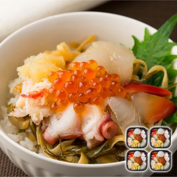7種類の海鮮具材をあしらった豪華松前漬けです。個食タイプになっております。箱サイズ(cm)：17×28×7cm現品・内容・サイズ・材質：七種海鮮松前漬け（帆立、ヒラメ、ホッキ貝、ズワイガニむき身、タコ、味付数の子、いくら醤油漬け、松前漬け）...