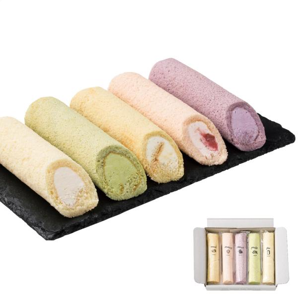 ミルク風味をしっかりと感じる5種類のクリームをふわふわ食感のスポンジで巻き上げ、スティック状のロールケーキに仕上げました。ワンハンドで食べられるので、ティータイムはもちろん差し入れや外出先でのひとときにおすすめです。内容量：ロールケーキ(プ...