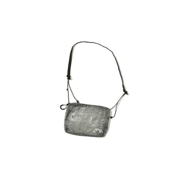 -商品説明-海外旅行時に常に身につけなければならないものを考え製作。財布、パスポート、携帯、タバコ等だけを小さいサコッシュに入れて持ち歩けるようにした。Created with the idea of what you should alw...