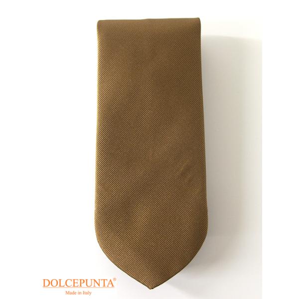 「DOLCEPUNTA/ドルチェプンタ」より、ツイル織りのシルクタイが入荷しました。ブランドの特徴である大剣・小剣のハート型のデザインは完成された美しさと気品を兼ね備えています。細部への拘りも素晴らしく、芯材をキュプラで一度包み、その外側に...