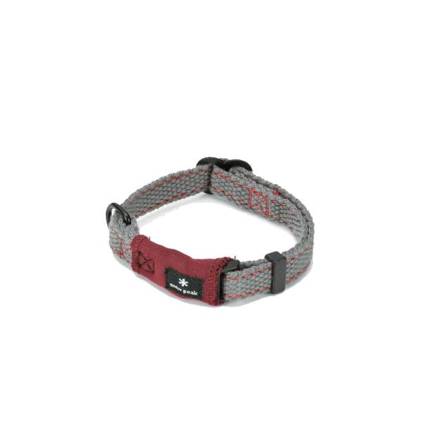 【商品概要】首周り:25~35cm幅:1.5cmペット目安体重:10kgまでペット首回り目安サイズ:約250~350mm注意事項:事前にペットの首回りサイズを計測し、指1本~2本入る余裕のあるサイズをお選びください。材質:ポリエステル、発泡...