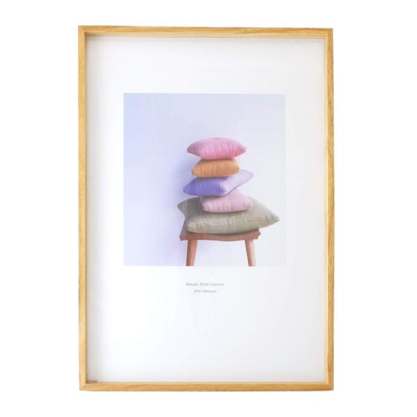 【商品概要】全面板がPETシートのため軽量で、破損を防ぐことができます。外寸:W263×H375×D21mm内寸:W249×H351mm最大収容サイズ:W254×H366mm前面板:PETシート(1mm)木製:ラバー材ネクタイスタンド、吊金...