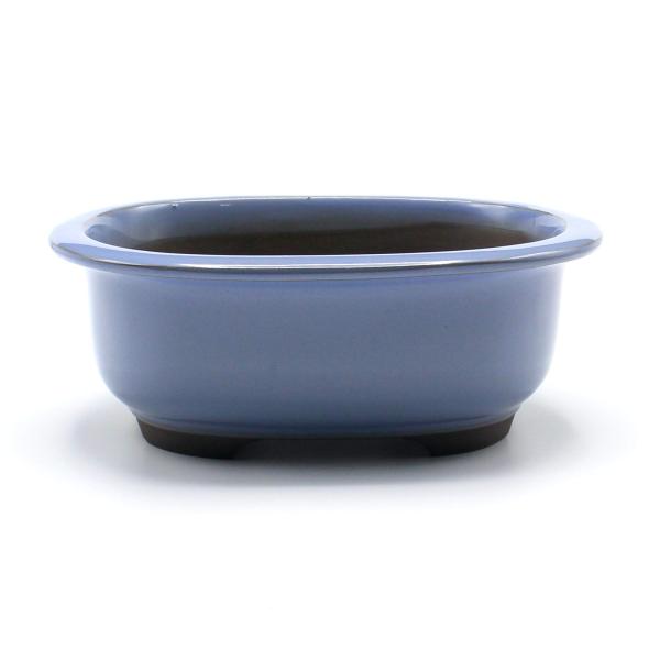 【商品概要】水色で光沢のあるベーシックな鉢です。小品盆栽には、非常に使い勝手の良い大きさです。釉薬の色は均窯(キンヨー)、上から見た縁の形は小判です。 　おおよそのサイズ(幅17.5×奥行14.5×高さ6.5センチ)入る土の量は1リットルほ...