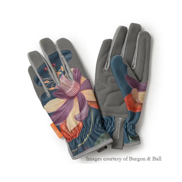 【ガーデニンググローブ トケイソウ 女性用 手袋】バーゴン＆ボール思わず目を惹かれる、水彩画のデザインが美しいグローブです。とても柔らかい質感ですが、強度があり柔軟性に優れた素材を使用しています。手のひら部分にはパッドが付いているので、手の...