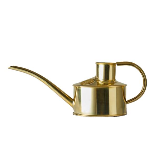 HAWS　水差し 0.7L コンパクト ブラス　Pot Waterer 0.7L世界のガーデナーの憧れであり、長い間愛され続けるイギリス（英国）『HAWS』のジョウロ。ハスグチ（蓮口）無しの水差しタイプPot Waterer（ポットウォータ...