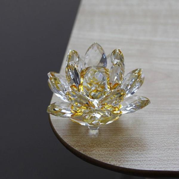 【発売日：2025年11月28日】金運の蓮の花。愛情、純潔、富貴、神聖と友情を象徴しています。女性へのプレゼントにもおすすめです。母の日、誕生日、結婚記念日プレゼント、クリスマス、お正月、婚約プレゼント、バレンタインデー、結婚式などは女性な...