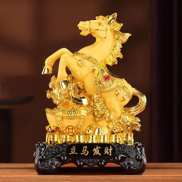 【発売日：2025年12月02日】生活、仕事場で嫌な感じがしたら、風水に頼って、縁起物を購入することをおすすめます。これを玄関やオブジェに飾ると金色がピカピカキラキラしている、お金持ちになれるかも!!素材：樹脂製サイズ：S:12*7*17....