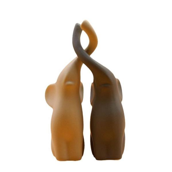 【発売日：2025年12月09日】色は滑らかで旺盛で、線は流暢で、明るくて柔らかいことを失わないで、精緻で美しいです。材質:セラミック製サイズ:8.5*5.5*18cm用途：インテリア飾り、風水・開運グッズ、リビング・玄関・デスクのデコレー...