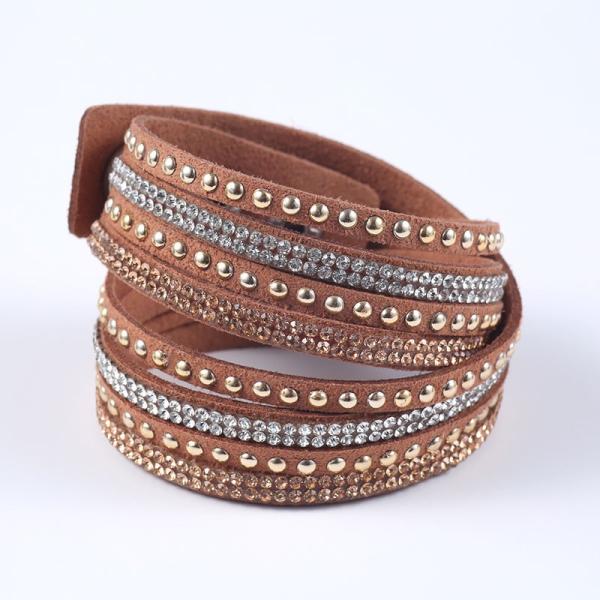 商品名SlakeDeluxブレスレットブラウンサイズ長さ：約40cm幅：約2cm重さ：13.4g素材ベルト：人工皮革ストーン：キュービックジルコニア（AAAクラス）
