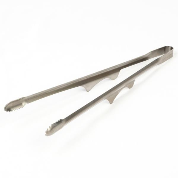 使いやすい、箸と同じ長さにファクトリースペックを凝縮。高精度な先端部の噛み合わせと軽量な純チタンを採用したロングトング。あらゆるシーンで便利に使える、1mm厚チタン製のロングトング。使うたびに手に馴染むちょうどいいサイズで、各種鉄板との相性...