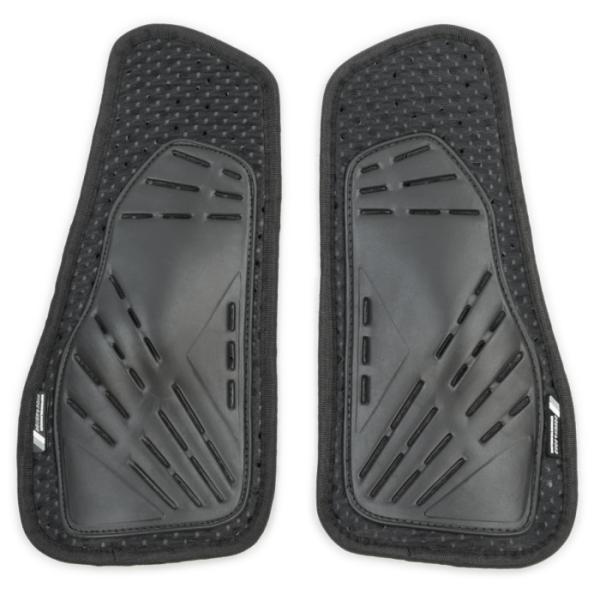 ラフ＆ロード製ジャケット用チェストパッド放熱性の高いエアホールウレタンパッドにプラスチックパッドを重ねて装備したプロテクション効果の高いチェストパッドです。ラフ＆ロード胸パッド対応ジャケットに装着可能です。※ラフ＆ロード製品のモデルに対応し...