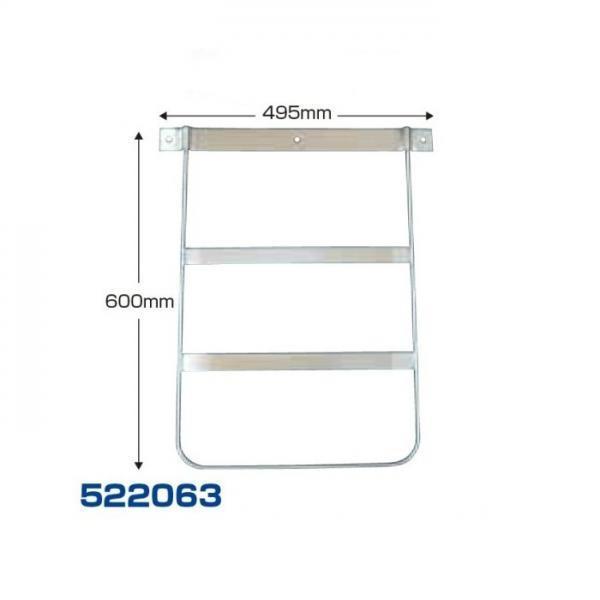 泥除けの巻上げを防止するマッドガードフレームです。ステンレス製で作りがしっかりしており、ファッション性にも優れています。522063　JETイノウエ　マッドガードフレーム4t車用　大サイズ:495×600mm材質:ステンレス