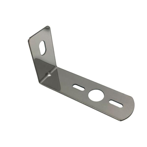 ジェットイノウエステンレス製マーカーランプ取付ステー L型 幅狭スリム 奥行70ｍｍワイドタイプ502968車両へ取付ける側のステー奥行が70mmあるので、マーカー位置を奥にした取付けを意識したこだわりマーカーステーZ型。幅38ｍｍの幅狭ス...