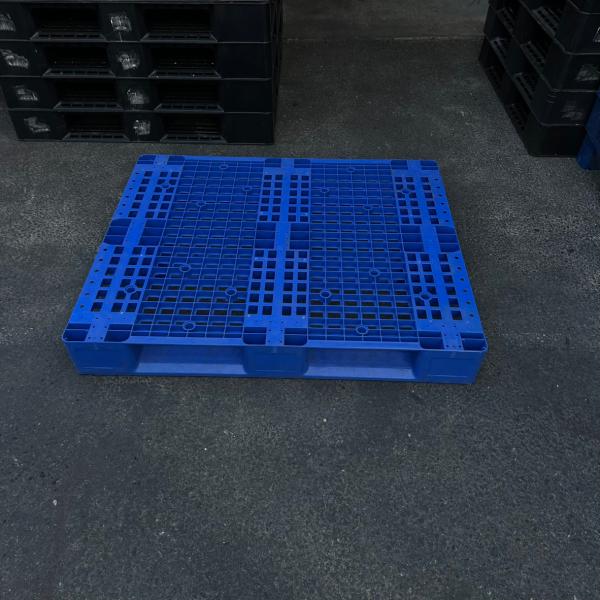 ご覧いただき、誠にありがとうございます。【商品状態】中古【寸法】1200×1000×150【形状】裏面が「川の字」構造【耐荷重】1000kg個人様のご購入の場合、支店止めになる場合がございます。必ず法人名、屋号（○○農場・○○水産など）を記...