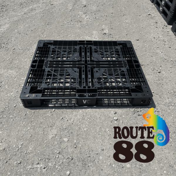 ご覧いただき、誠にありがとうございます。【商品状態】中古【寸法】1200×1000×120h【重量】8kg【耐荷重】1000kg（参考値）個人様のご購入の場合、支店止めになる場合がございます。必ず法人名、屋号（○○農場・○○水産など）を記載...