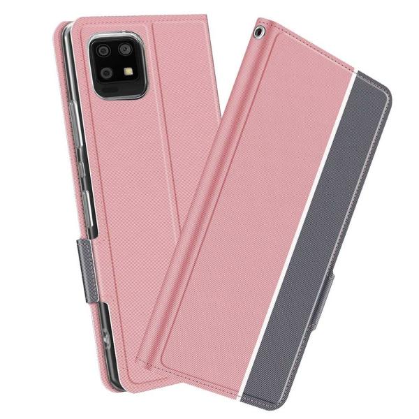 シンプルな手帳型スマホケース。手帳型なので、スマホ背面・液晶まで保護します。外側は薄くて丈夫なPUレザー素材、内側のTPUケースにスマホをはめ込むことでしっかり固定されます。TPU部分が半分接着なので、横向きにスマホを固定して動画を楽しむこ...