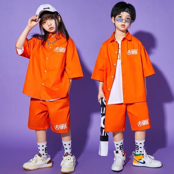 ■商品説明オレンジとレッドの半袖シャツとハーフパンツで、オレンジとレッドの2色から選べます。110cmから180cmまでの幅広いサイズ展開で、男女兼用デザイン。オレンジ色と赤色の半袖シャツとハーフパンツの夏向けスタイルがかっこよく、ヒップホ...