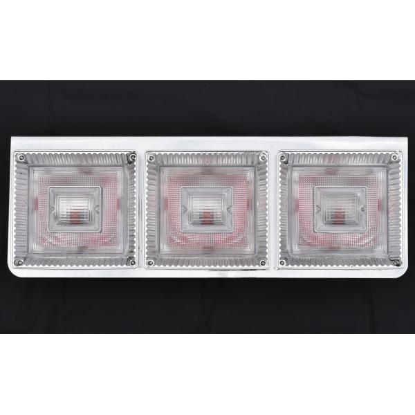 新品ですが長期保管品となります。長期保管中による、ステーのサビ、レンズのキズ、メッキの剥がれ、電球のカラーの個体差、箱の痛みや汚れ、小さな破損など様々な理由があり、すべての不良個所を個々にお伝えすることはできませんので、訳ありジャンク扱いで...