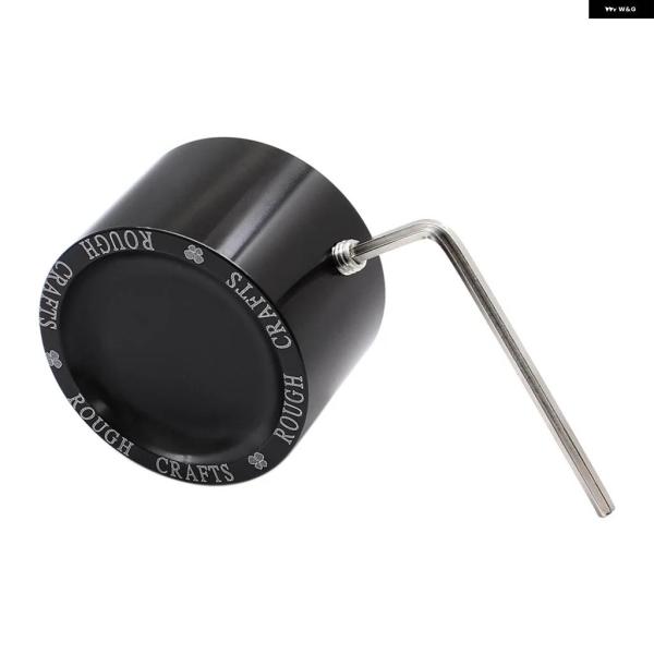 ブラック オートバイ ラフクラフト カービング フロント リア アクスル ナット カバー キャップ ハーレー スポーツスター XL883 XL1200 ダイナ ツーリング V-ROD カスタム パーツ アクセサリーProtective pa...