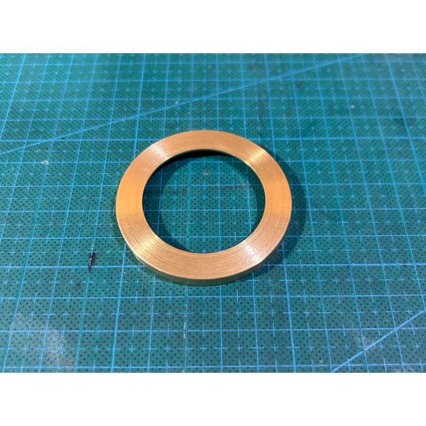 RSR Stove用火力調整リング旧モデルの在庫処分です、表面処理が荒いですが使用には問題ありません。重量26g　大きさ／直径57mm　高さ5mm　材質／真鍮製品の詳細については　https://www.riversiderambler.c...