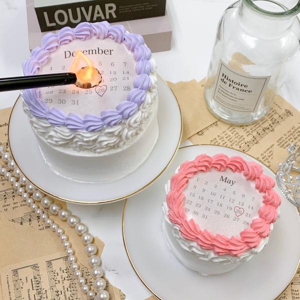 ■丸型カレンダー バーンアウェイケーキ 3号  9cm今、SNSなどで話題の"バーンアウェイケーキ"が新登場♪カレンダーをプリントした可食ペーパーに火をつけると少しずつ燃え広がり、中からお写真が現れます♪お祝いやサプライズとしておすすめのケ...