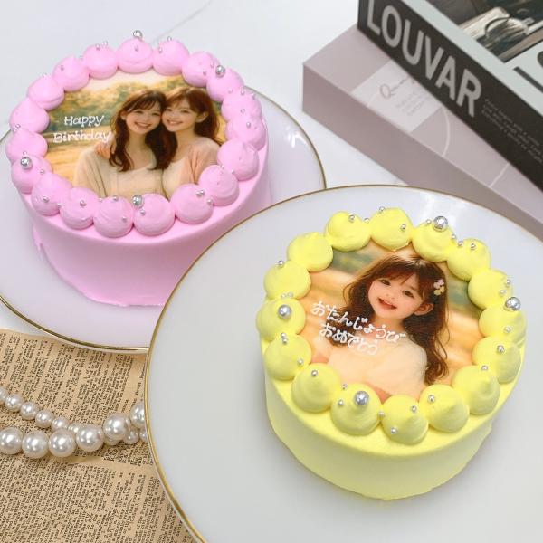 ■パステルカラー写真ケーキ  3号お好きな写真とメッセージでお作りします♪メッセージは15文字以内（漢字不可）でお入れいたします♪ケーキには、甘酸っぱいいちごジャムがサンドされています。※丸型に切り取りにくいお写真は、そのままの大きさでプリ...