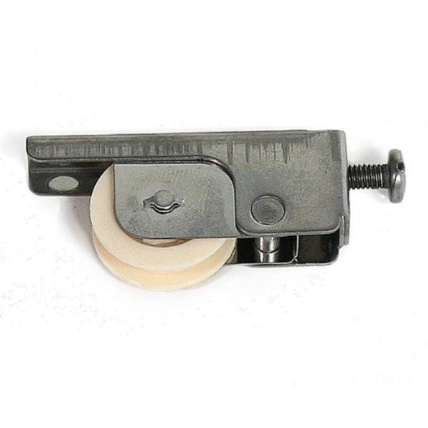 【商品名】　ハイロジック 網戸用取替戸車 新日軽用 A8NLC55 【商品説明】　・規格:新日軽 【サイズ】　高さ : 1.30 cm　横幅 : 5.60 cm　奥行 : 11.80 cm　重量 : 10.0 g　※梱包時のサイズとなります...