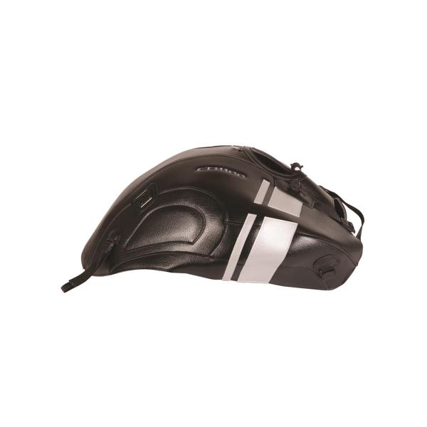 メーカー名：バグスターメーカー品番：1734Cヨーロッパのバイク文化が生んだタンクをカバーするための商品。幅広いカラーバリエーションで、愛車のイメージチェンジに最適です。タンクの保護はもちろん、専用タンクバッグのベースとしてもご使用いただけ...