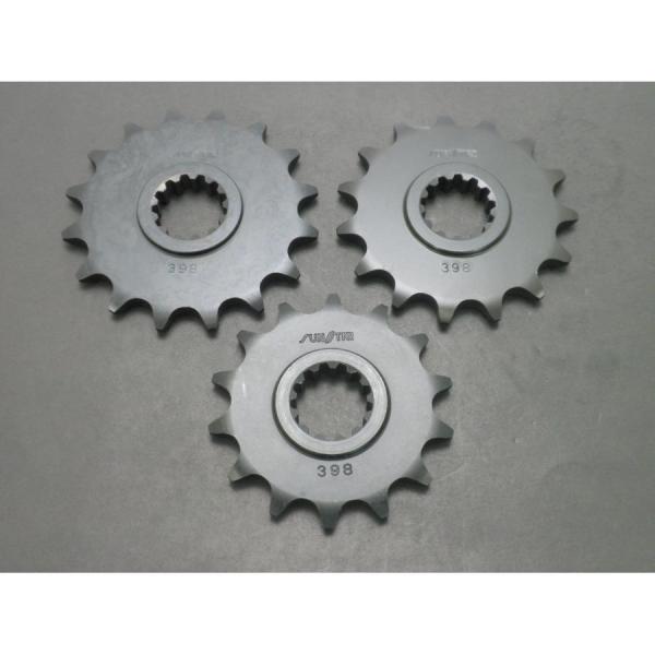 メーカー名：サンスターメーカー品番：39816適合情報：ヤマハ[YAMAHA] SR500 88-ヤマハ[YAMAHA] SR400 88-歯数[丁数]：16チェーンサイズ：520材質：クロムモリブデン鋼
