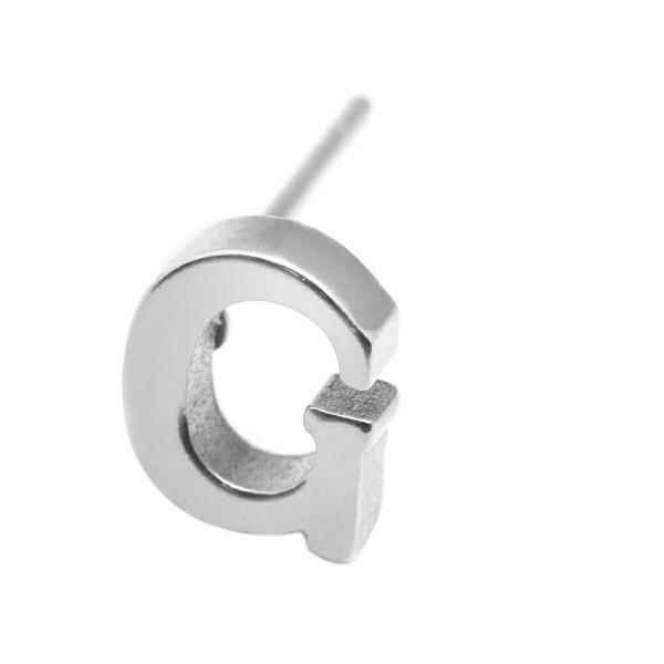 サージカルステンレスとは、金属アレルギーに強く医療用にも使用される体に優しい新素材ステンレス・スティールです。とても美しい光沢を持つ事からステンレス・スチールはアクセサリー素材として大変優れています。金属アレルギーに強い！医療用ステンレス製...