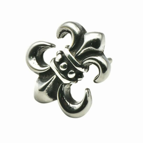 サージカルステンレスとは、金属アレルギーに強く医療用にも使用される体に優しい新素材ステンレス・スティールです。とても美しい光沢を持つ事からステンレス・スチールはアクセサリー素材として大変優れています。金属アレルギーに強い！医療用ステンレス製...