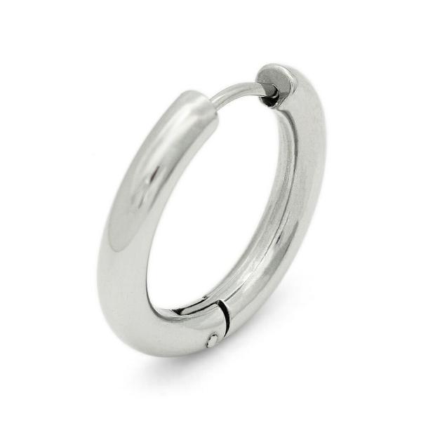 サージカルステンレスとは、金属アレルギーに強く医療用にも使用される体に優しい新素材ステンレス・スティールです。とても美しい光沢を持つ事からステンレス・スチールはアクセサリー素材として大変優れています。金属アレルギーに強い！医療用ステンレス製...