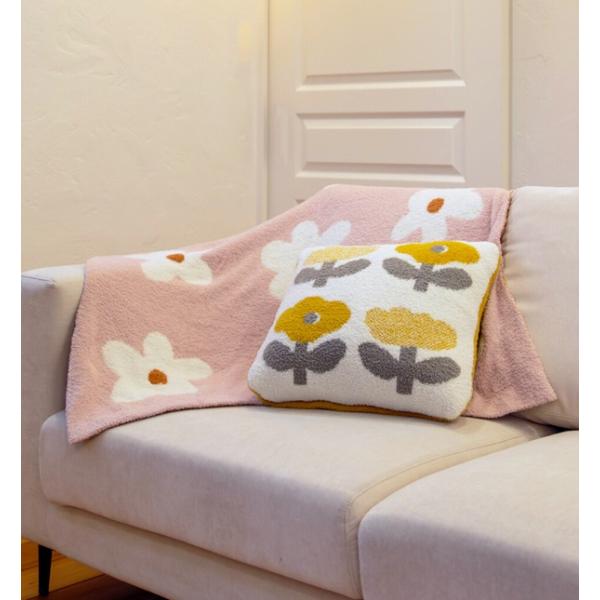 フラワーモチーフでお部屋にイロドリを。人気の北欧テイスト+お部屋がパッと明るくなるようなカラーリングで、オールシーズンお使いいただけるインテリアアイテムを作りました。昨年モモンガシリーズで好評だったフェザーニットブランケット。もちもちの肌触...