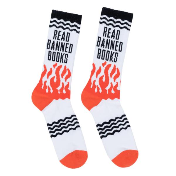 Put a sock in censorship with our Read Banned Books athletic gym socks!素材 : 60% Cotton, 35% Spandex, 5% NylonEach purcha...