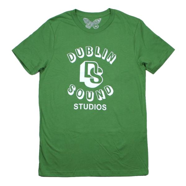 "DUBLIN SOUND STUDIOS" worn by IGGY POP (1980)Iggy Popが1980年頃、アイルランド・ダブリンの録音スタジオ「Dublin Sound Studios」のTシャツを着用していた姿をもとに再...