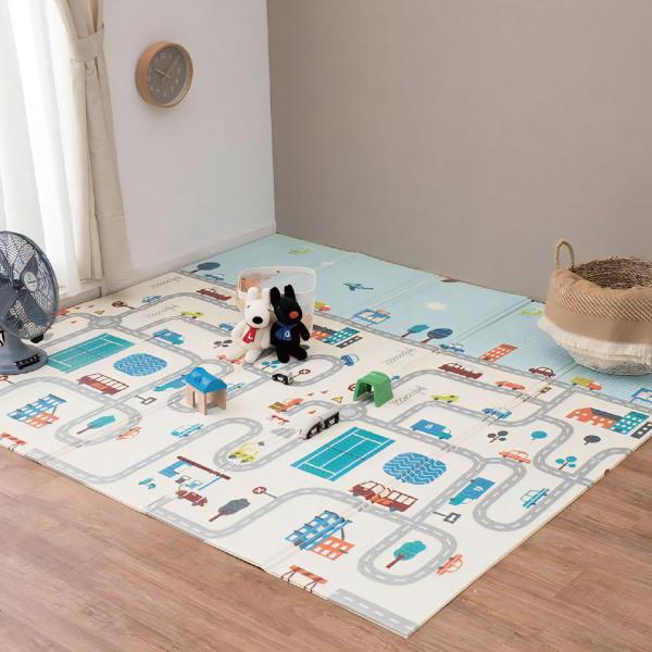 ※当商品はメーカー直送品のため、代金引換・代金後払いをご利用いただけません。商品仕様〇サイズ約148×196cm〇製造国中国〇仕様ポリエチレン 100％撥水・耐熱(70℃)商品コメント・サッとひと拭き、お手入れ楽々。・クッション性があり、子...