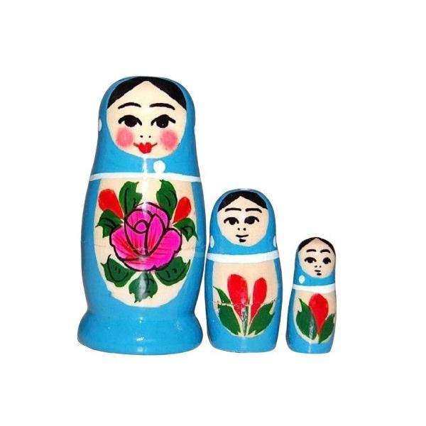 最もスタンダードで飽きのこないマトリョーシカのミニミニ版！ちょっとしたお土産、プレゼント最適！！ミニミニサイズなので、家のあちこちに飾れちゃう優れものです。ちょっとした隙間にもぴったりハマっちゃいます。素材：　菩提樹いちばん大きなマトリョー...
