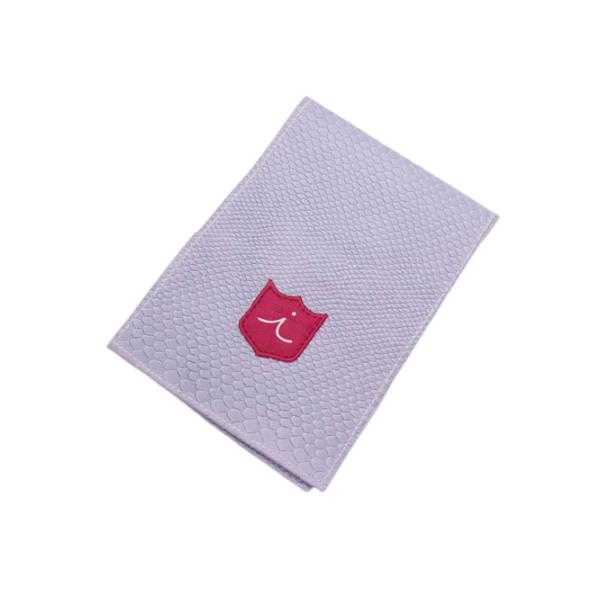 イリアックゴルフ　本革（ 牛革 ）ヤーデージブックカバー■アメリカ製■表面：本革（牛革）■イリアックゴルフは2005年の設立以来、多くのPGAツアー選手、セレブリティに商品を提供しているアメリカのゴルフアパレル＆アクセサリーブランドです■ご...